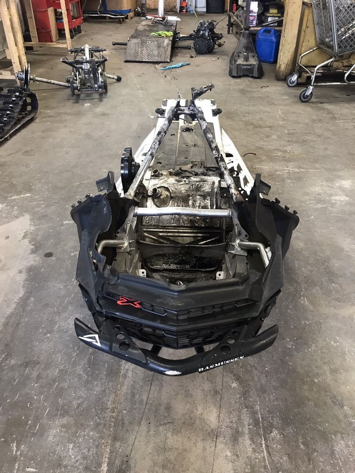 17 Ski-Doo Renegade X 850 E-Tec frame chassis front bulkhead and tunnel ...