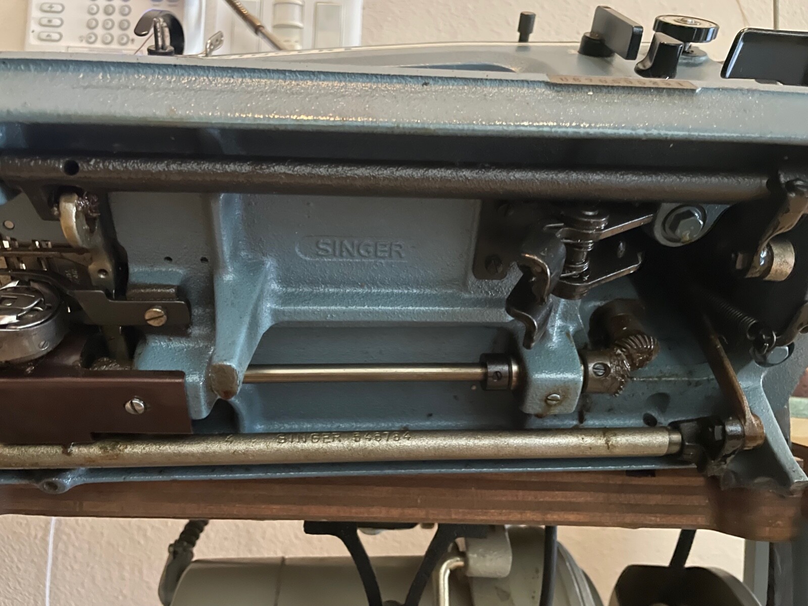Singer table sewing Machine PROFESSIONAL 20U ( strait & zig-zag) | eBay