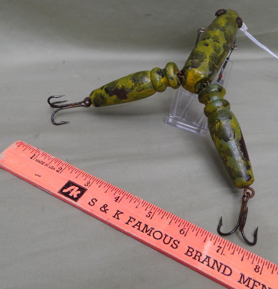 Massive Folk Art Wooden Frog Fishing Lure, 8" OAL, TE, C. Pre-1960 | eBay