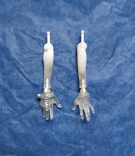 Monster High Doll Spectra Dot Dead Gorgeous Forearms/Hands - Read Desc ...