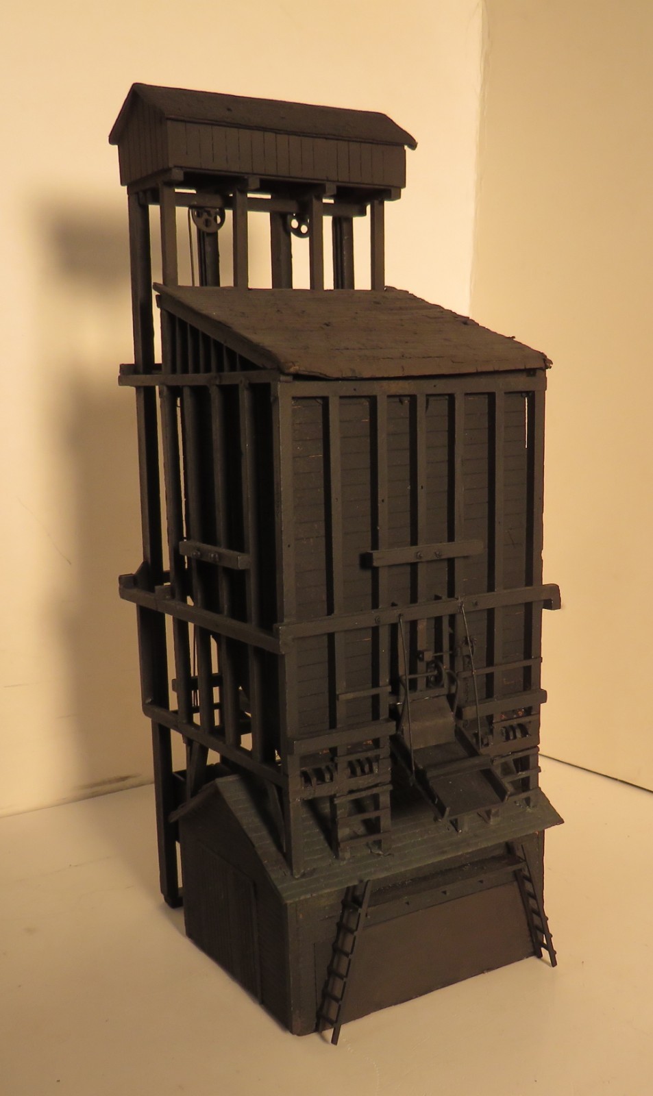 COALING TOWER. CAMPBELL. BUILT. WOOD. DETAILED. WEATHERED. EXCELLENT ...