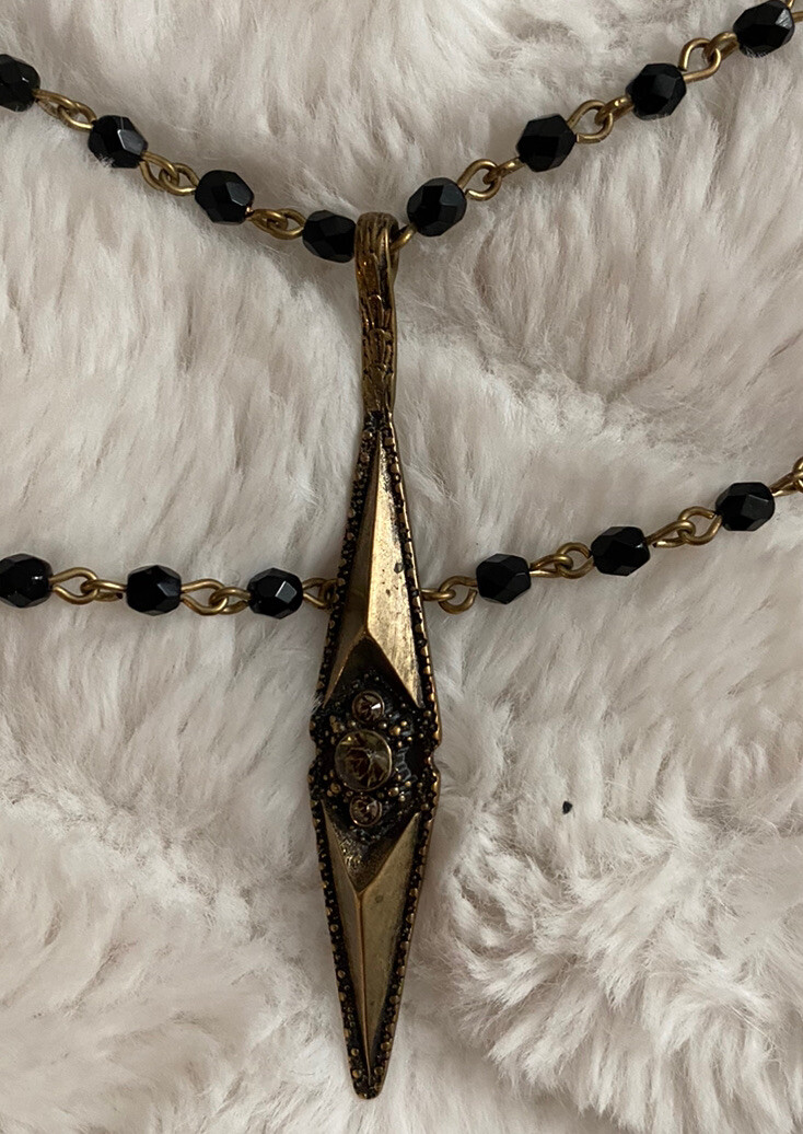 VSA designs Partners With The Kardashians . Black Gem Necklace. | eBay