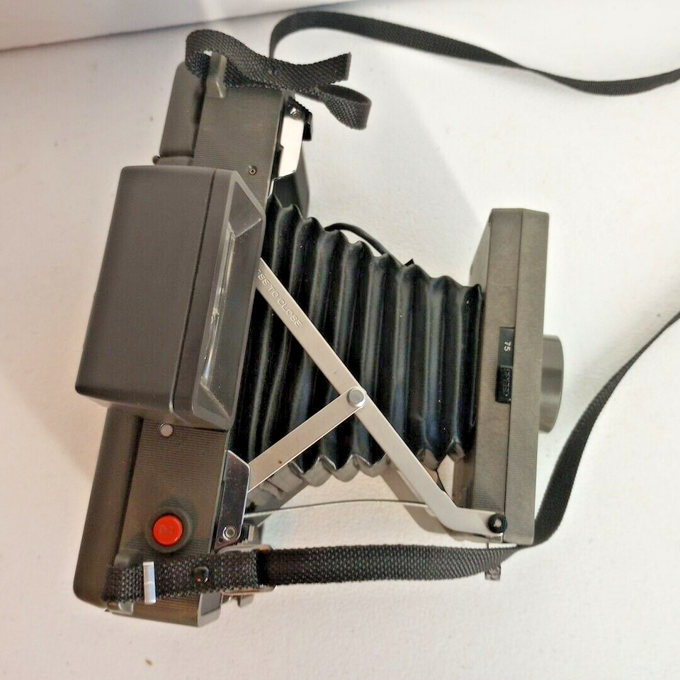 Vtg Polaroid Countdown M60 Automatic Land Camera, 268 Flash, & Case ...