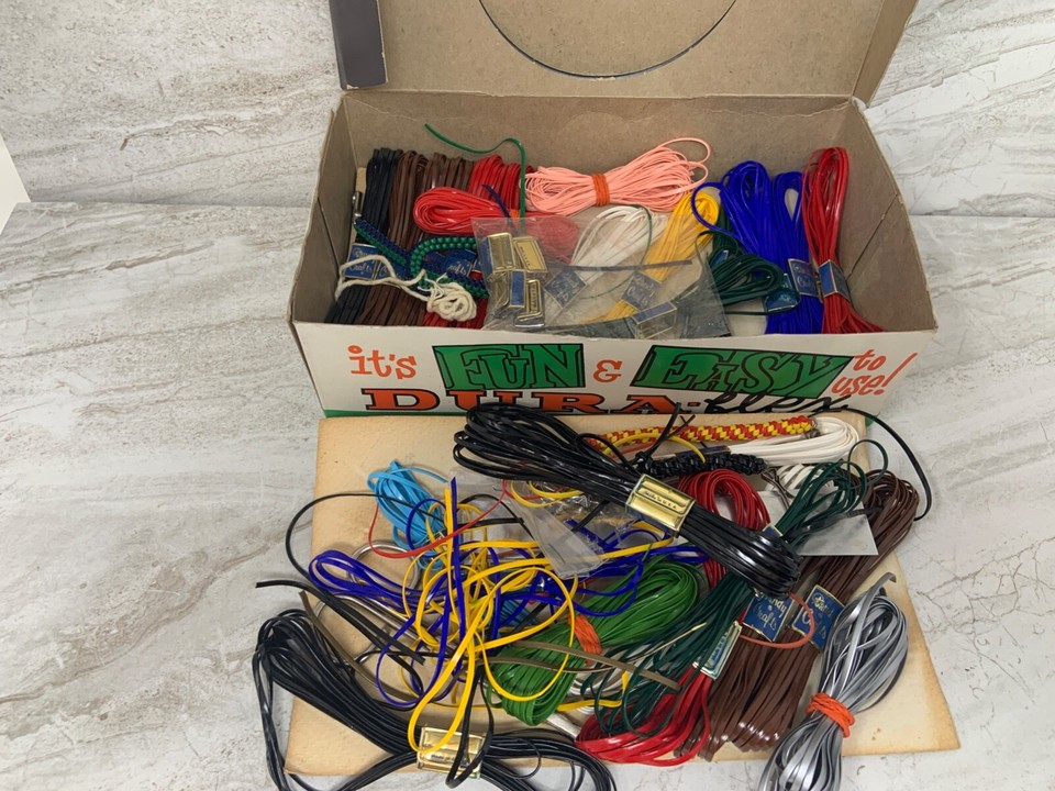 Vintage Tandy Craft Dura-Flex Vinyl Plastic Braiding Lacing Wrapping ...