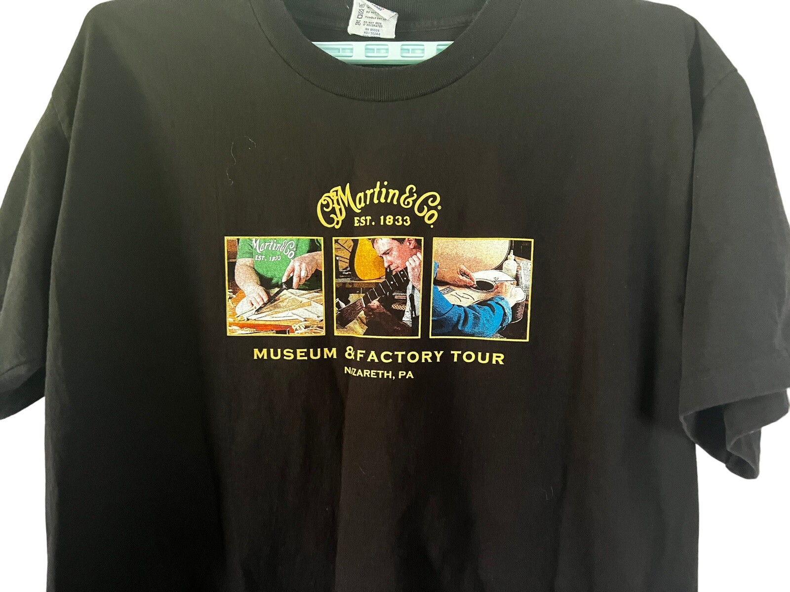 CF Martin Guitars Museum & Factory Tour Nazareth PA T… - Gem