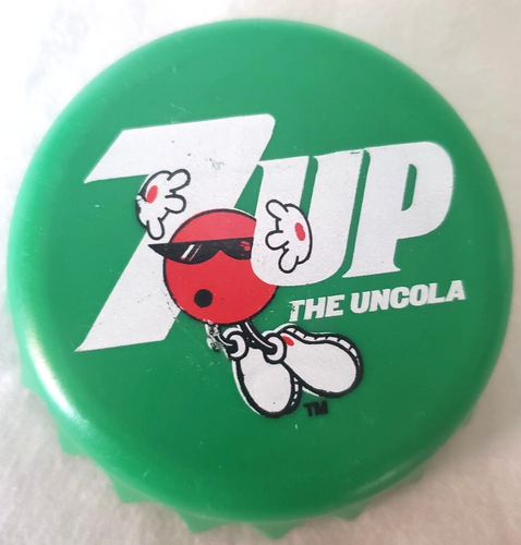 VINTAGE 7UP The Un-cola Ice Pack 1996 MUNCHKIN Green Bottle Cap Shaped ...