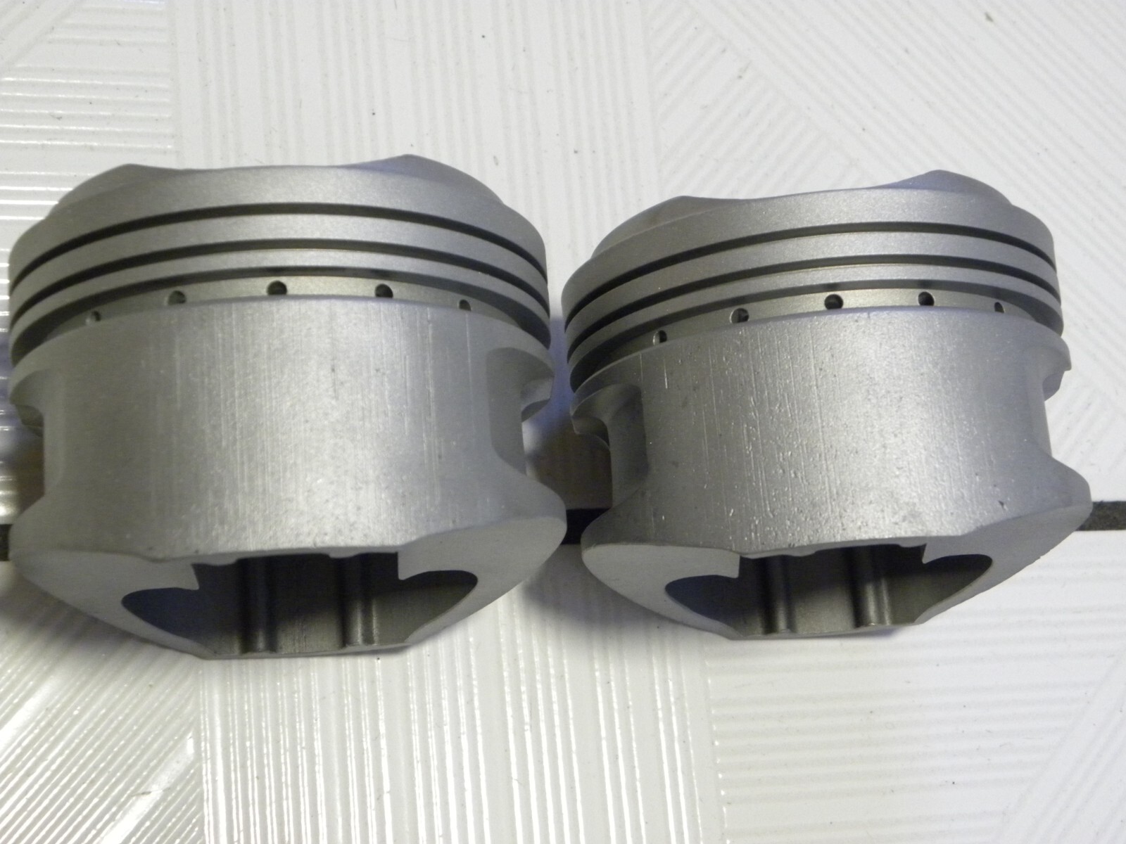 J-E forged PISTONS for Harley XR1000 +.060" o/s @ 10.5 c/r USED Free ...