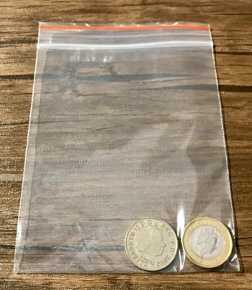 CLOSE UP MAGIC 10 PENCE SPLIT COIN / 10p SPLIT COIN MAGIC TRICK COIN ...