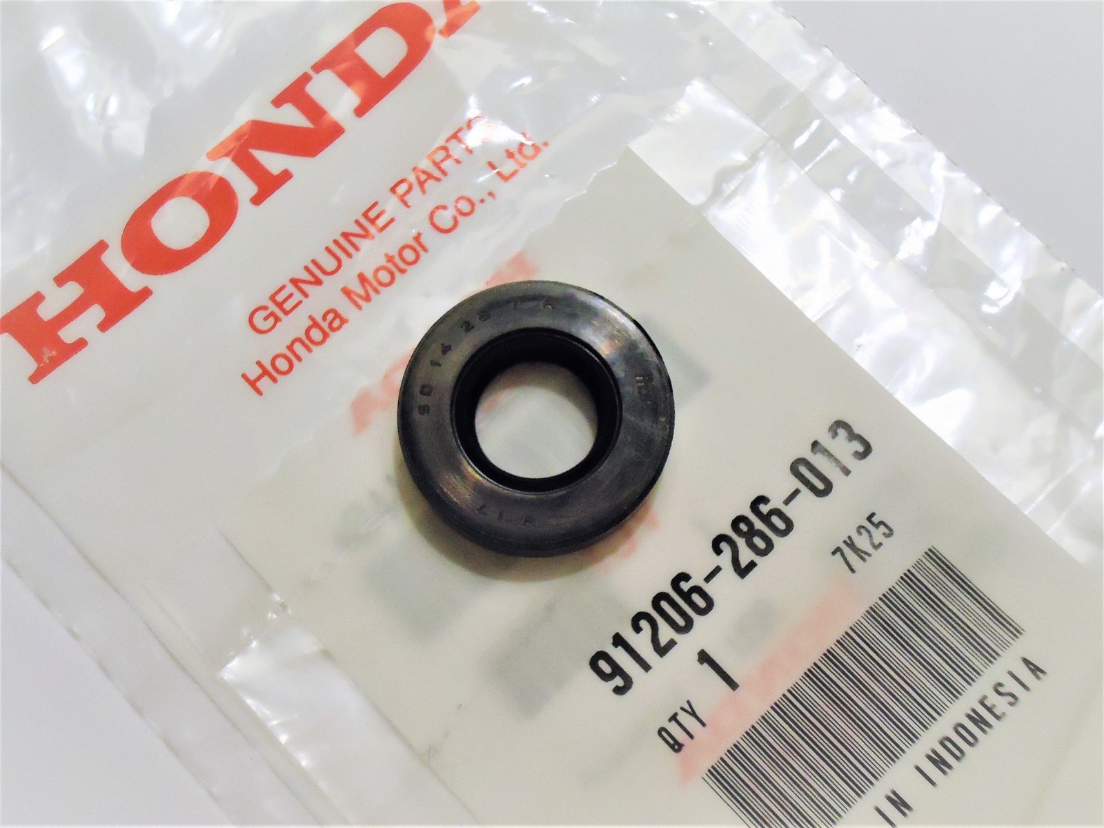 GENUINE HONDA SHIFT SHAFT OIL SEAL CB CL 100 125 350 360 CB 350 400 750 ...