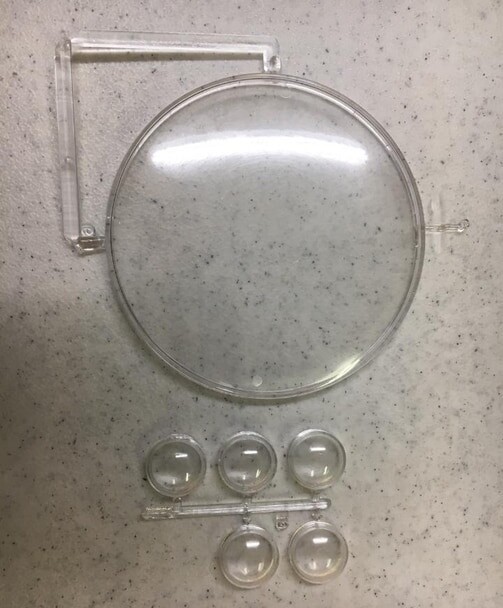 The Invaders UFO - Science Fiction Plastic Model - 1/72 Scale MODEL KIT ...