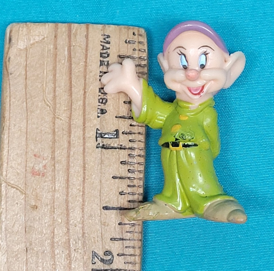 Disney Snow White Dopey Waving PVC Figure 1.5 Inches Tall Dwarf ...