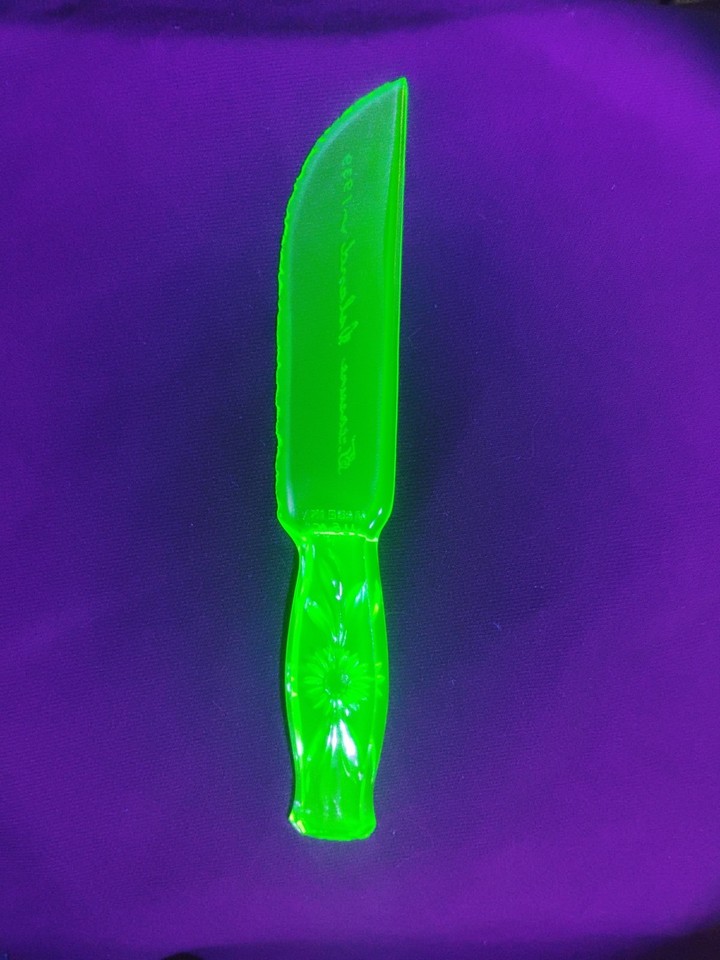 Uranium Glass Cake Knife - 1939 World's Fair Engraving - No Box | eBay