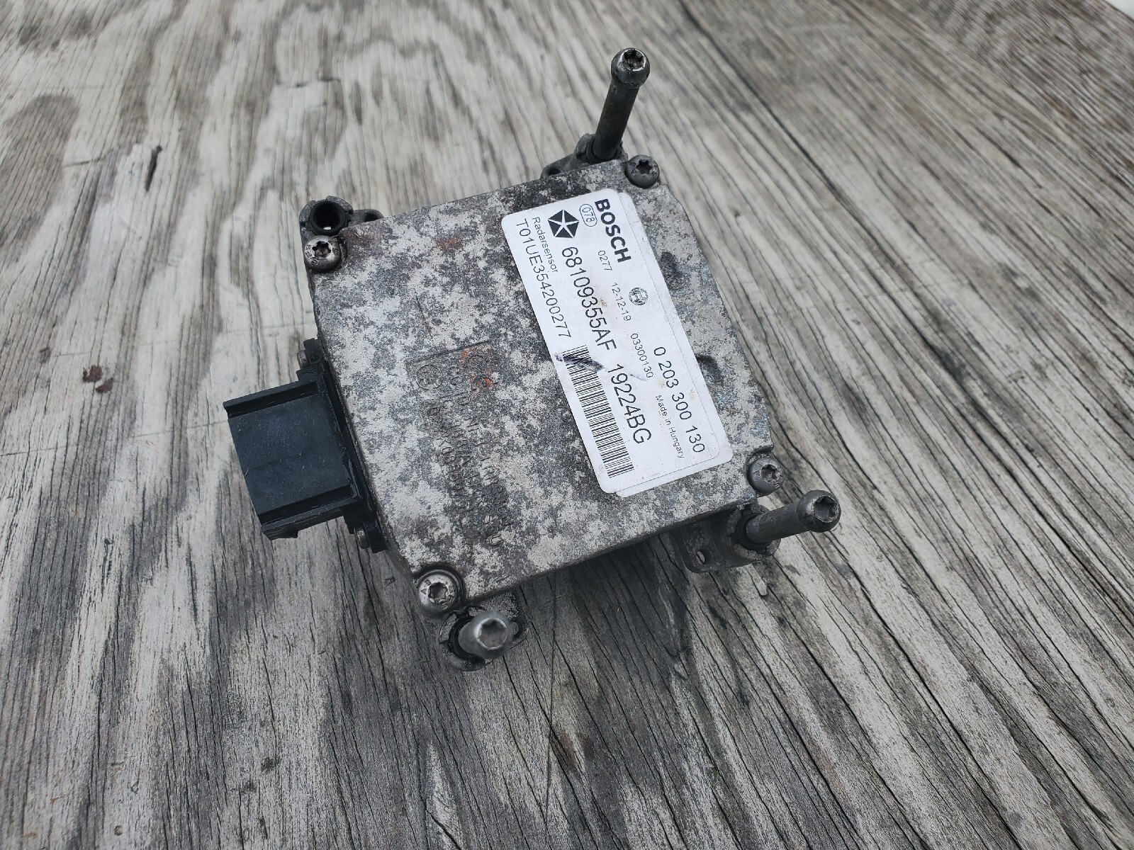 2014-2016 Jeep Grand Cherokee Adaptive Speed Cruise Control Sensor ...