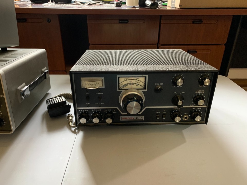 HAM RADIO BASE STATION SILTRONIX 1011C | eBay