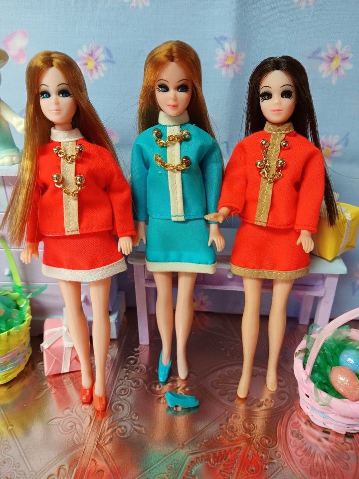 Vintage 1970s 2- Topper Dawn dolls & Angie w/ "Chain 'Er Up" different ...