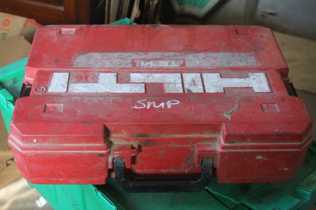 Hilti TE14 Te 14 Rotary Hammer Drill With Case for sale online | eBay