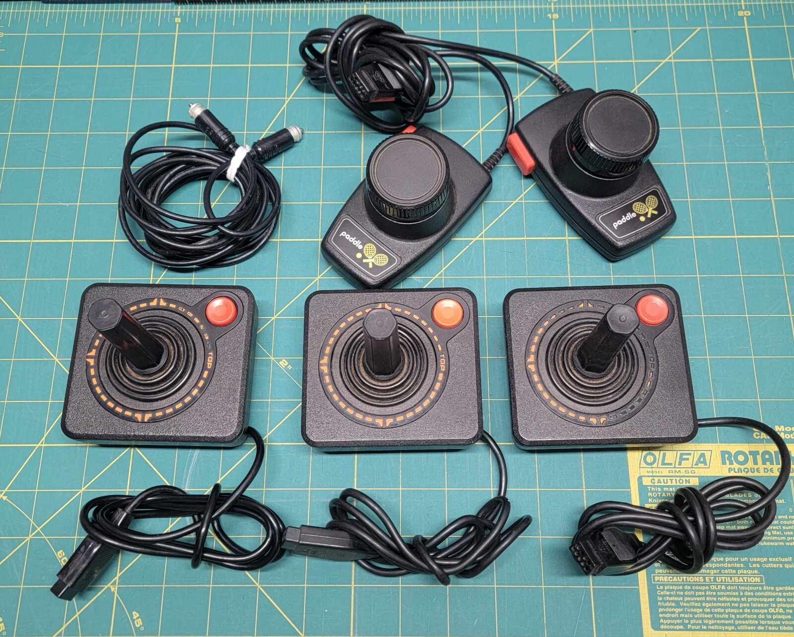 Atari 2600 Controllers Lot of Joysticks, Paddles, - Untested. | eBay