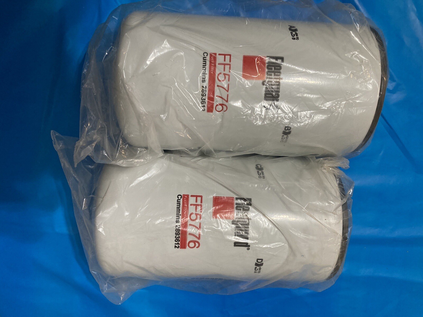 FLEETGUARD FF5782 - Fuel filter cross reference