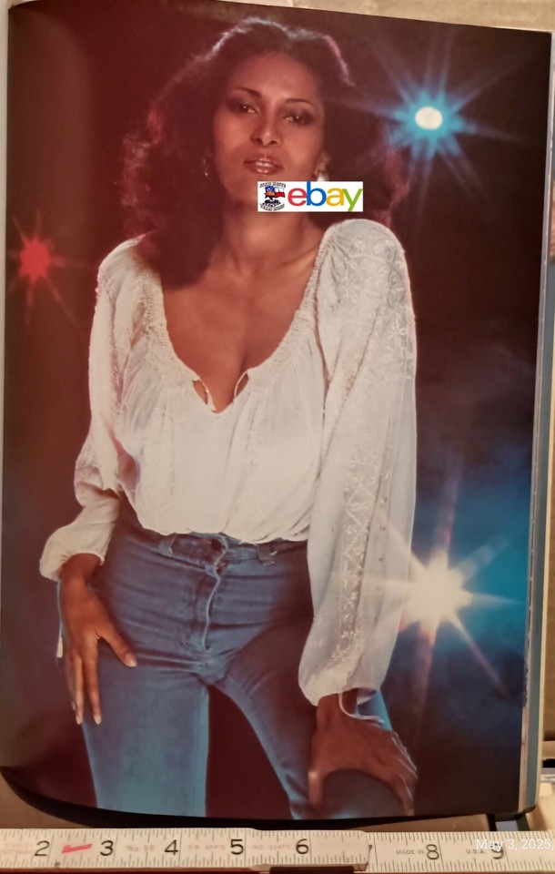 POSTER GIRLS oversize book 1980 FARRAH FAWCETT CHERYL LADD LYNDA CARTER ...