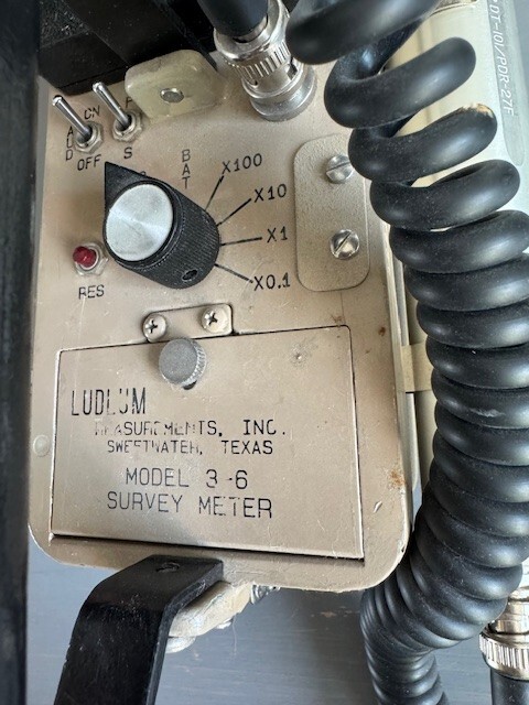 Ludlum model 3 - 6 radiation survey meter with radiac detector DT-101 ...