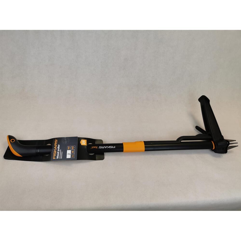 Fiskars Xact Unkrautstecher Unkrautentferner Löwenzahnstecher 100cm ...