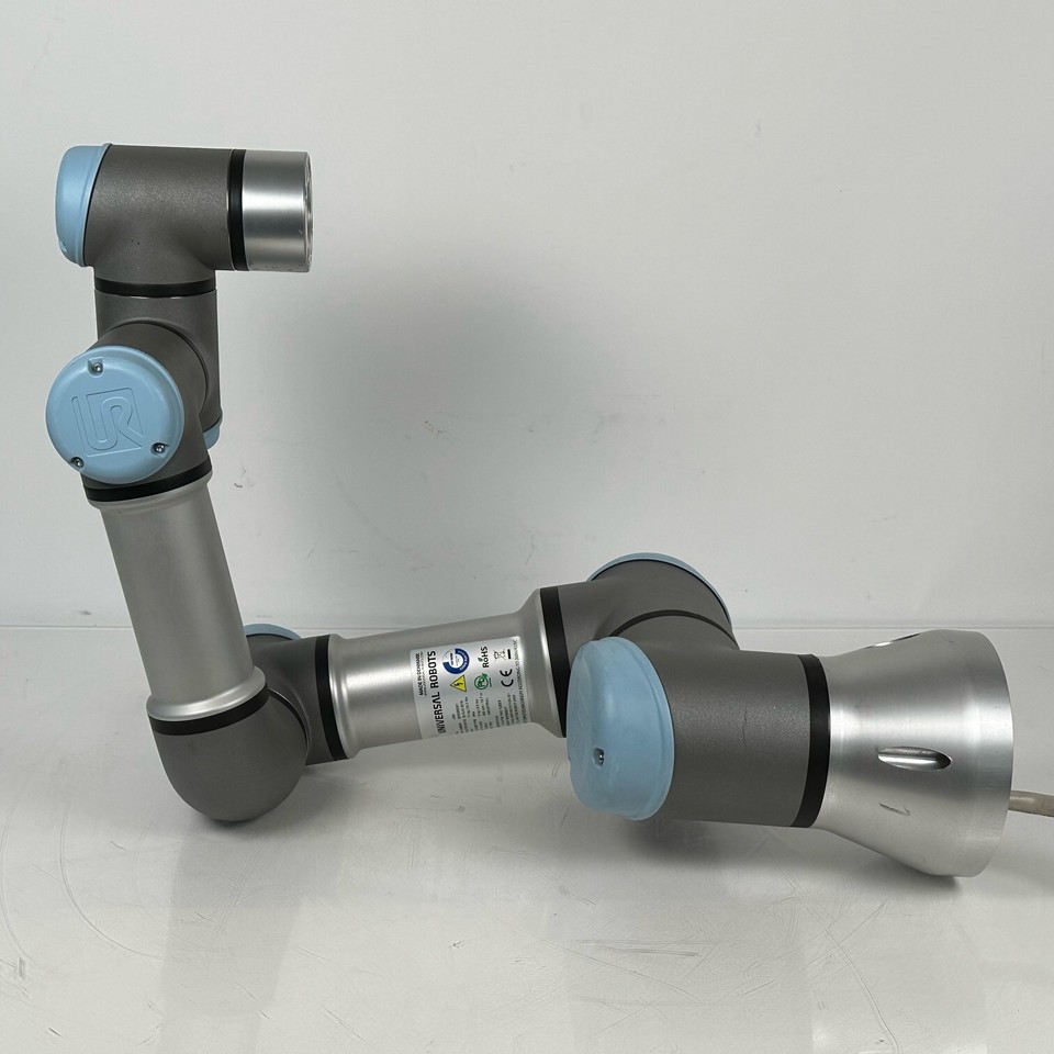 Universal Robots UR3 Collaborative Robot (2015) | eBay