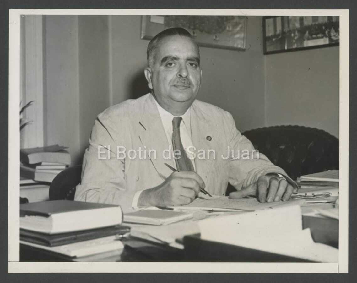 Jesus T Pinero Vpr 421 | Luis Muñoz Marín, Inés Mendoza, Jesús T.