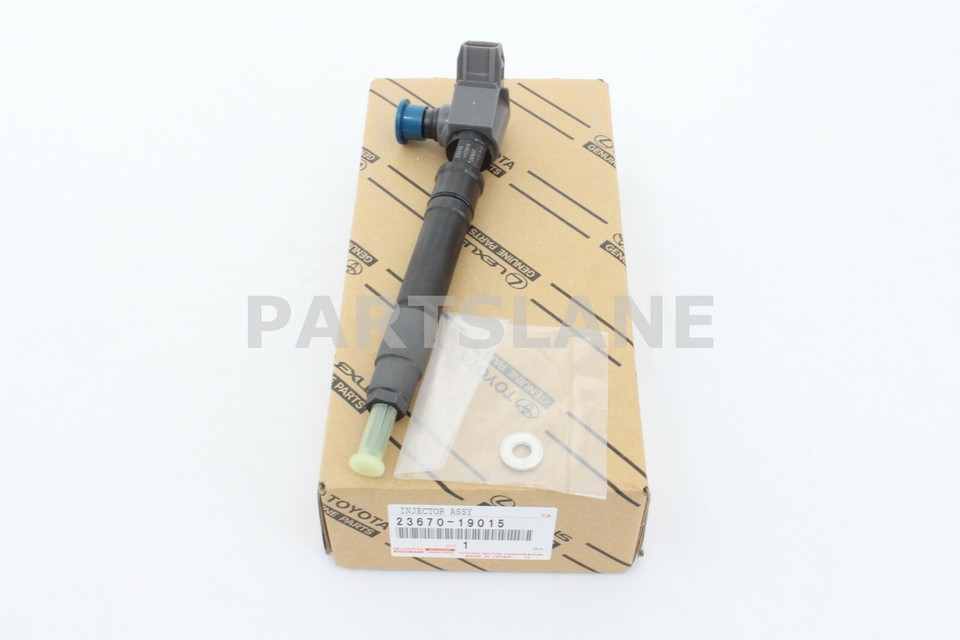 Toyota Hilux Land Cruiser Fortuner GUN126 Fuel Injector OEM Genuine ...