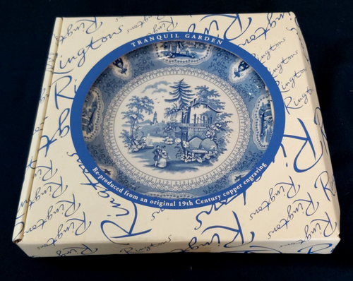 VINTAGE RINGTONS TEA BLUE & WHITE TRANQUIL GARDEN PLATE WITH BOX VGC m ...