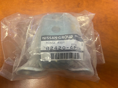 824204P00A Genuine Nissan HINGE ASSY-FRONT DOOR 82420-4P00A | eBay