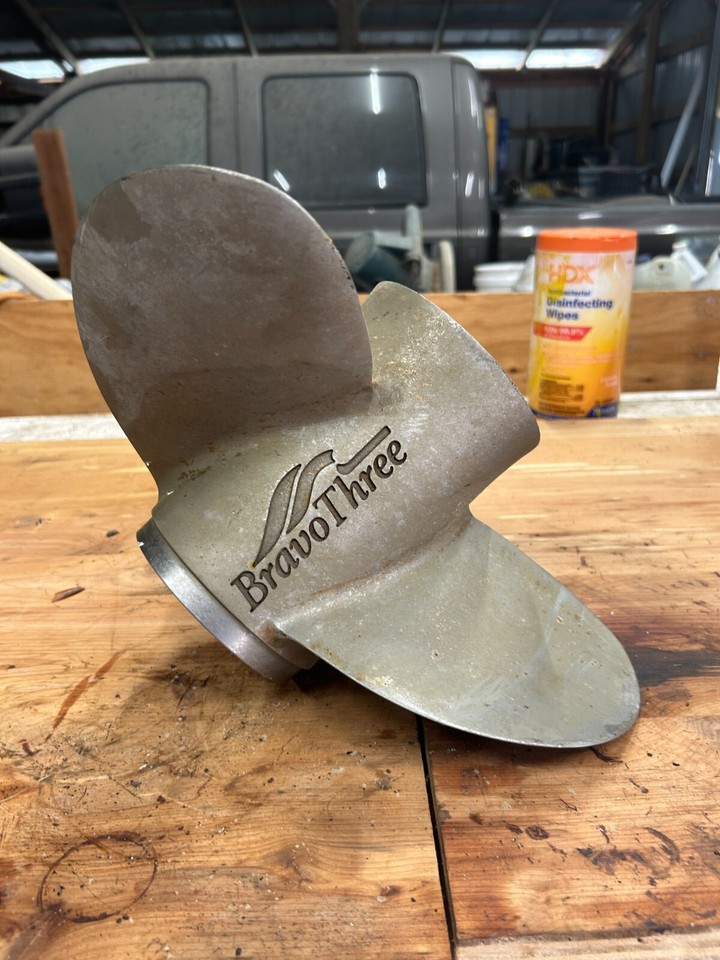 Mercury Marine Bravo Three Duo Prop 24p #48-823665 #48-823666 Propeller ...