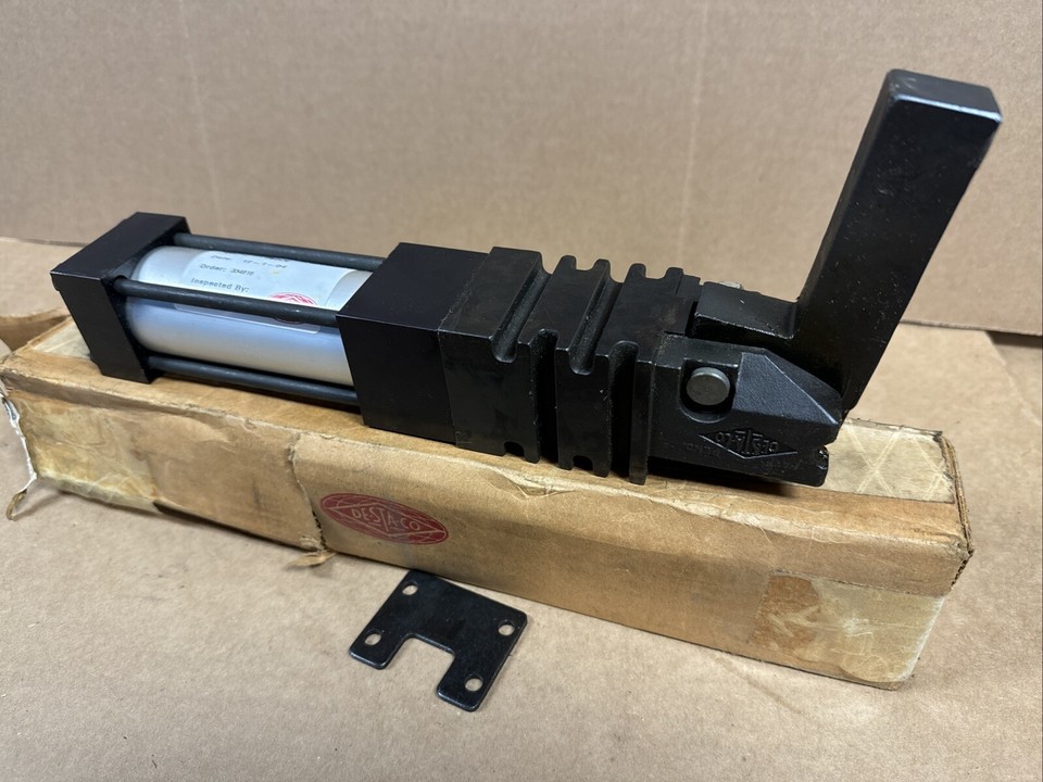 NEW DE-STA-CO 871-MR Pneumatic Clamp / Swing Cylinder 871MR Destaco ...