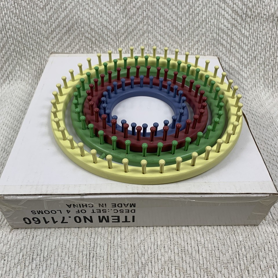 LOT Of 4 ROUND KNITTING LOOMS Knit Circular Hat Scarf Socks Stitch ...