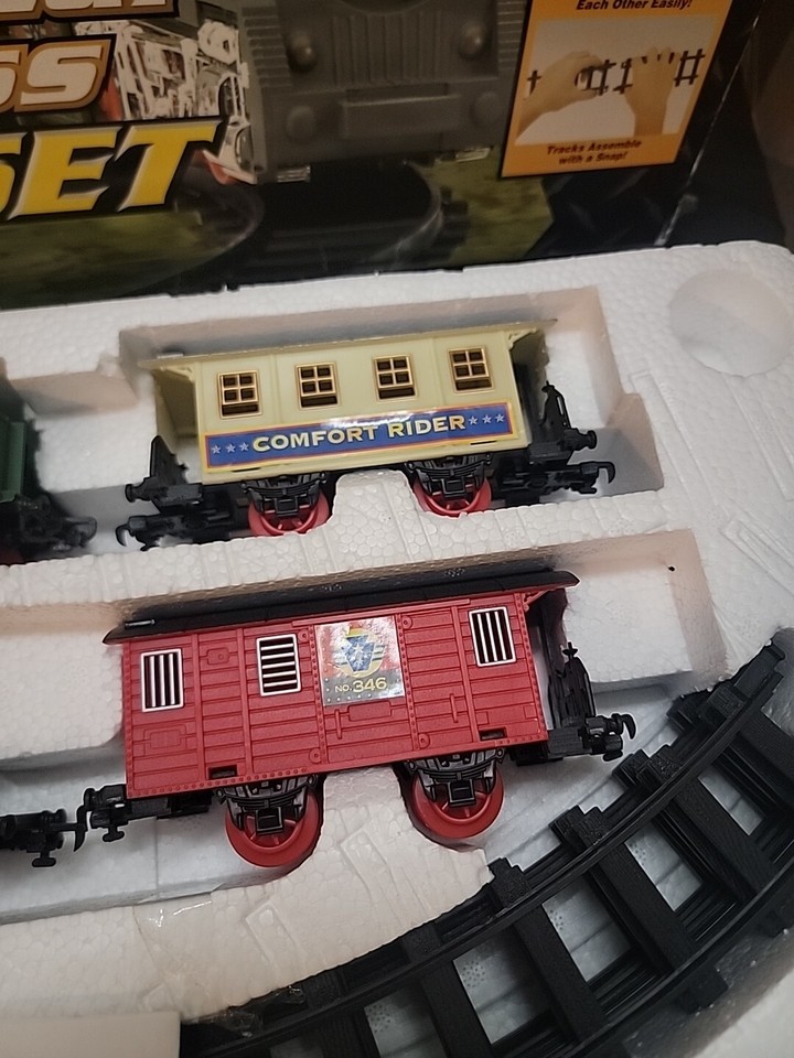 Fast Lane 18pc Battery Operated Continental Express Train Set with ...