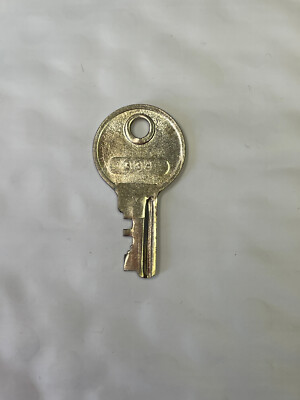 Vintage Excelsior #339 Key-Luggage Steamer Trunk, Suitcase, Briefcase ...