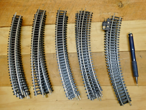 LIMA Italy HO Scale 2-Rail Train Track 36" Radius (23 Pieces - Curves ...