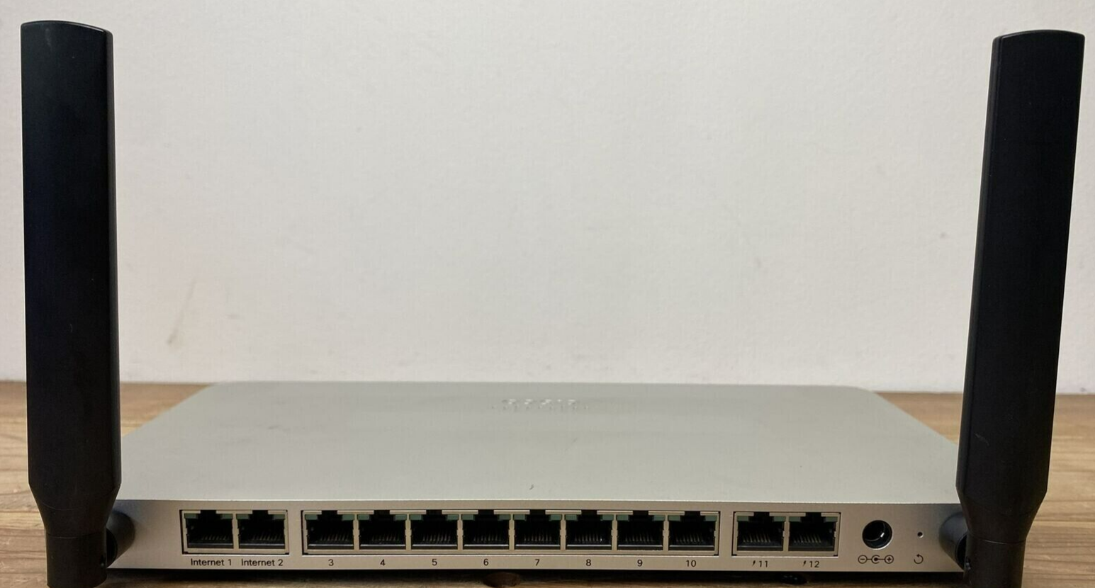 Cisco Meraki MX68CW-HW-NA Firewall Appliance w/Antennas & PWR Adapter ...