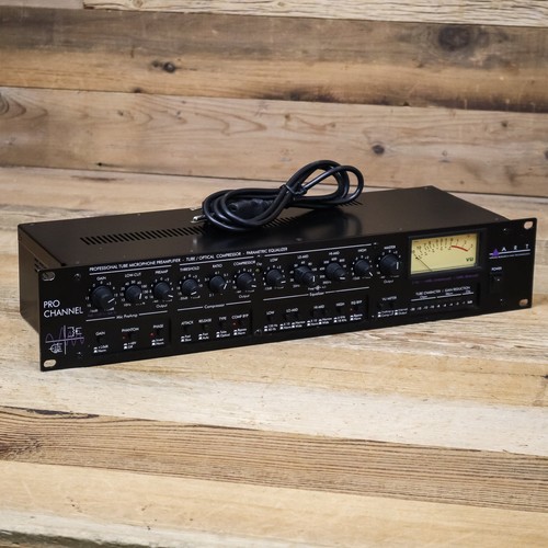 ART Pro Channel Strip Mic Preamp/Compressor/EQ ProChannel Model 215 ...