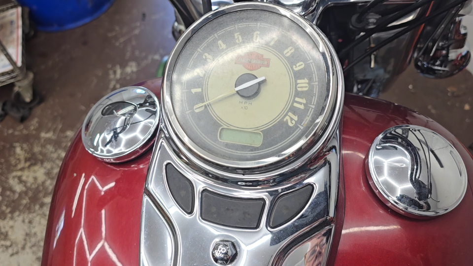 2009 HARLEY HERITAGE SOFTAIL Front Wheel Hub Cap Center Cover | eBay