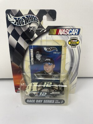 Hot Wheels Racing NASCAR Race Day Series Ryan Newman B6582 Scale 1/64 ...