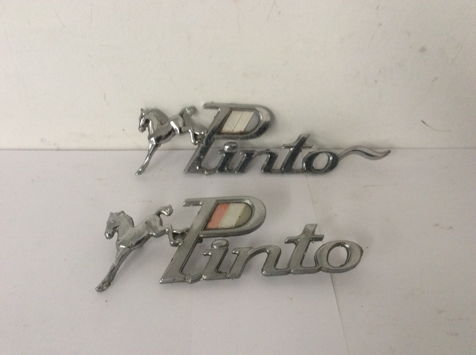 VTG OEM Ford Pinto Badge Emblem Logo D12B-16B114-AD 1971-75 (lot of 2 ...