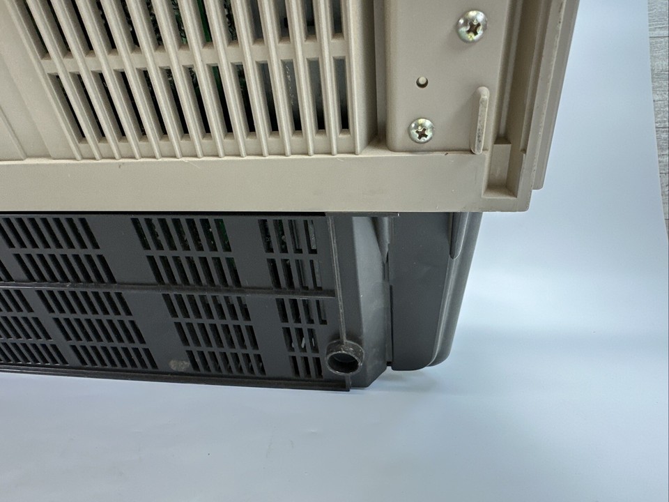 Commodore Model 1701 Video Color Monitor - Works! - For Vic20 C64 Atari ...