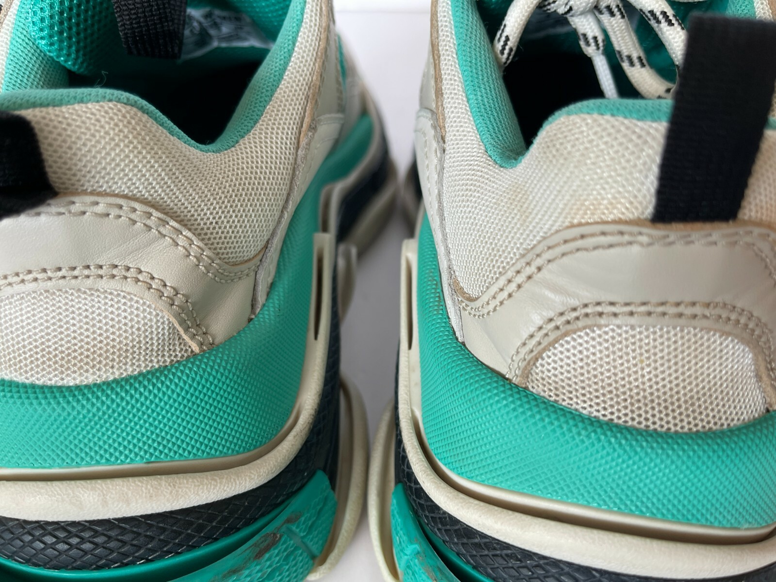 Balenciaga Triple S Logo Woman's Low Top Sneakers Gr… - Gem