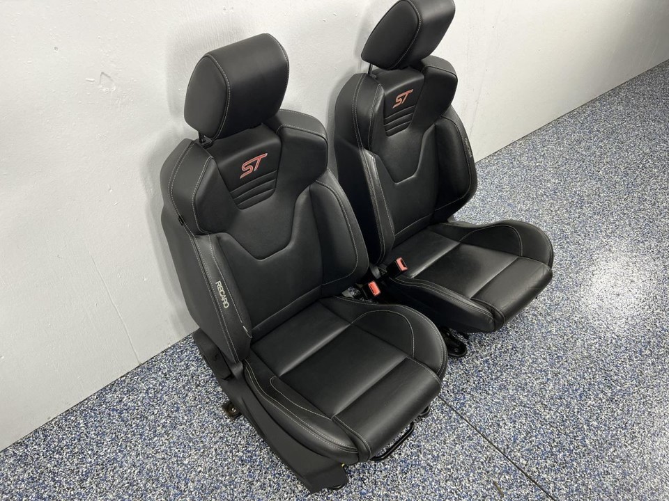2014 Ford Focus ST Recaro Black Leather Front Bucket Seats Hatchback ...