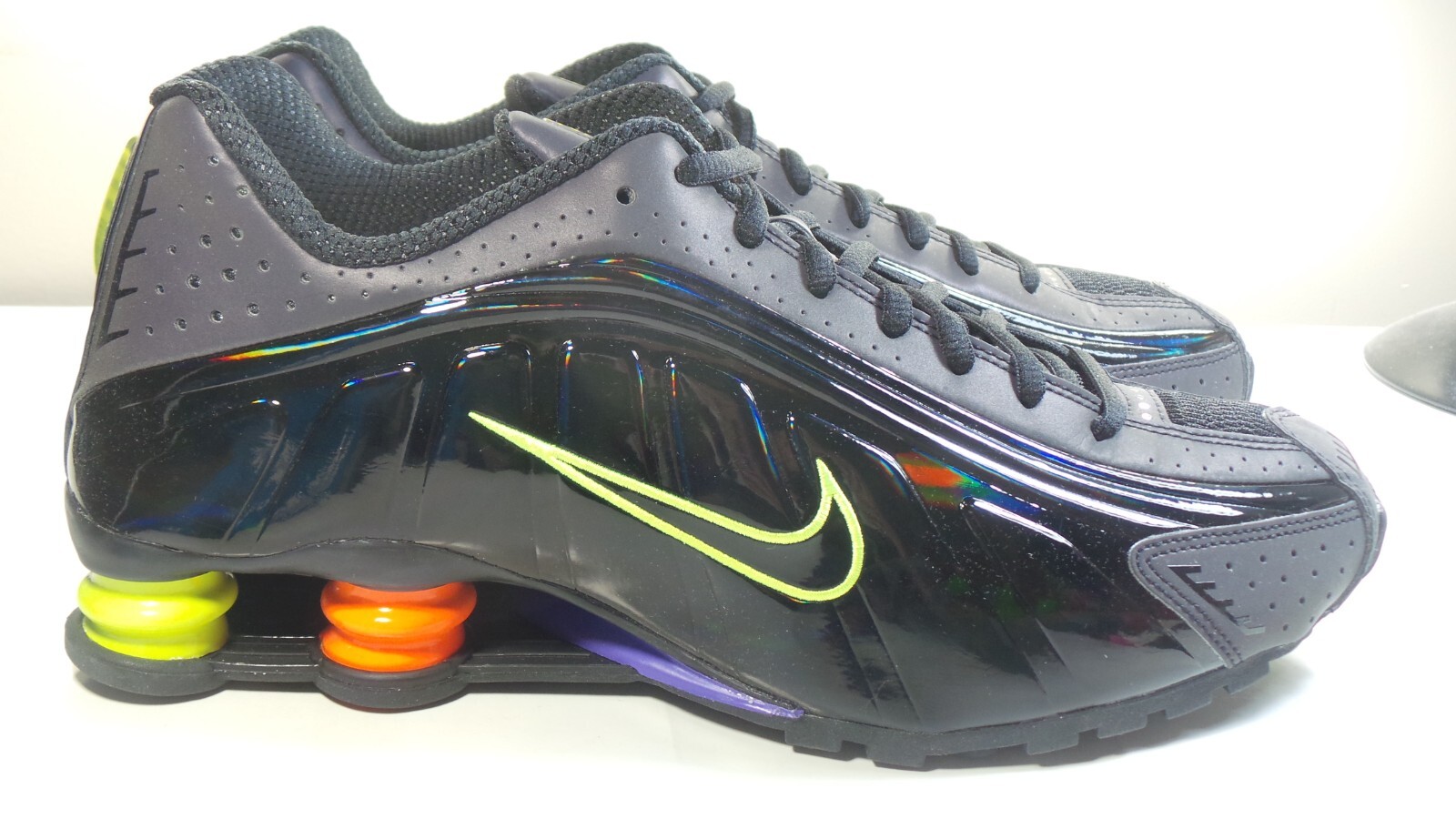 2018 NIKE SHOX R4 CI1955 074 GEL BLACK NEON 9.5 MAX AIR FORCE 180 1 90 ...