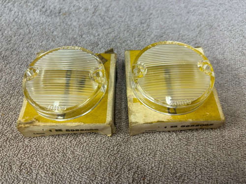 61 62 63 PONTIAC TEMPEST PAIR OF TWO BACK UP LENSES 5952085 OEM NOS ...