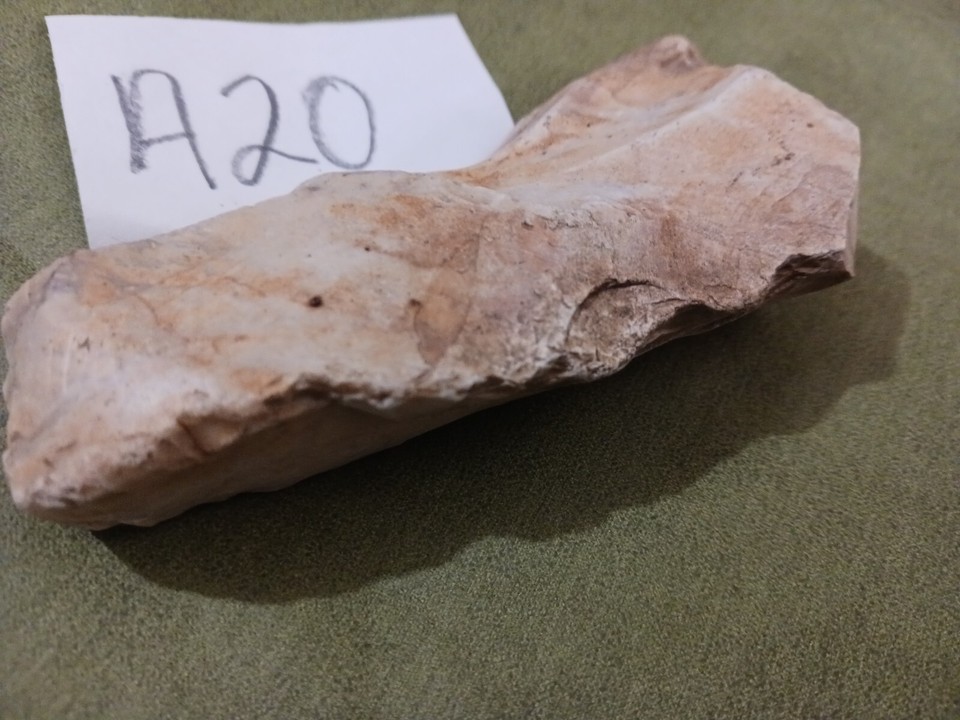 Artifact-Stone-Tools-Arrowheads-Scraper-Tool-Chopper-Axe- A20 | eBay