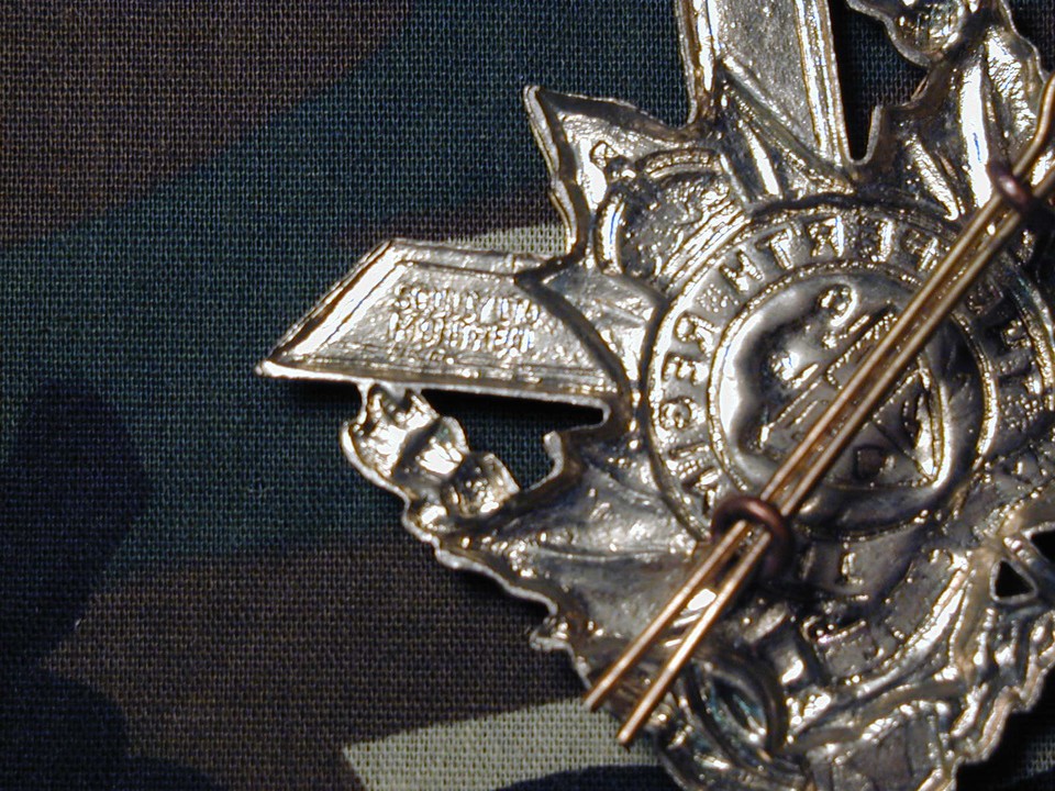 The Perth Regiment Cap Badge double lug King's Crown Canada Scully LTD ...