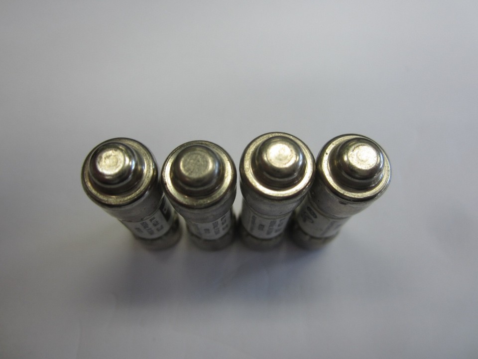 4 Piece Lot, Bussmann FNQ-R-8 ( 8 Amp ) 8A 600Vac Fuses Limitron 4 ...