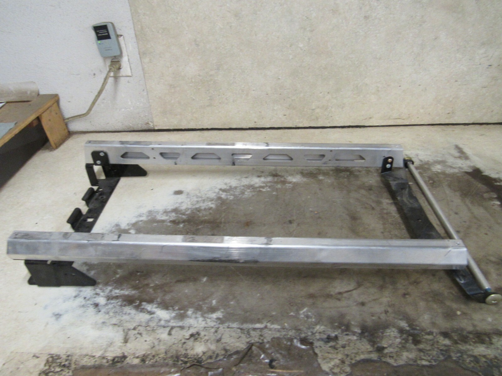 16 ARCTIC CAT BEARCAT 2000 LT F570 REAR RACK RAILS MOUNTING BRACKET OEM ...